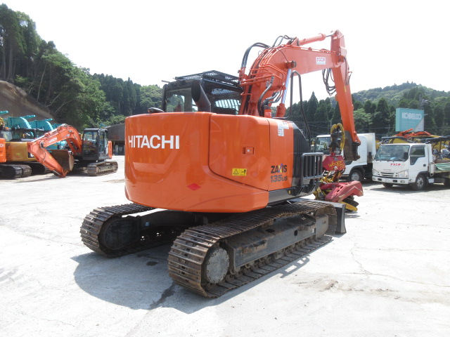 株式会社ナンニチ｜HITACHI 油圧ショベル ZX135US-5B 93218